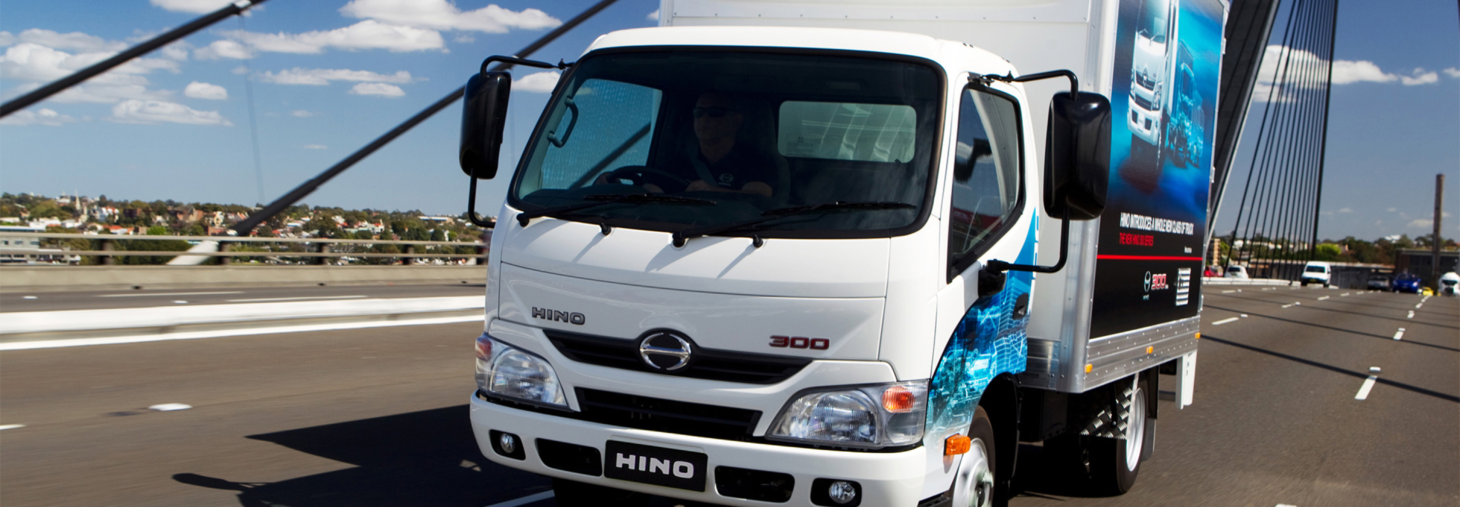Hino 300 Series | Euro 6-compliant Light-duty Trucks