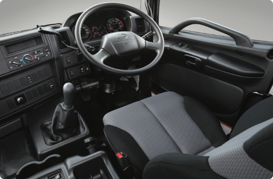 Hino 700 Series (HDT)