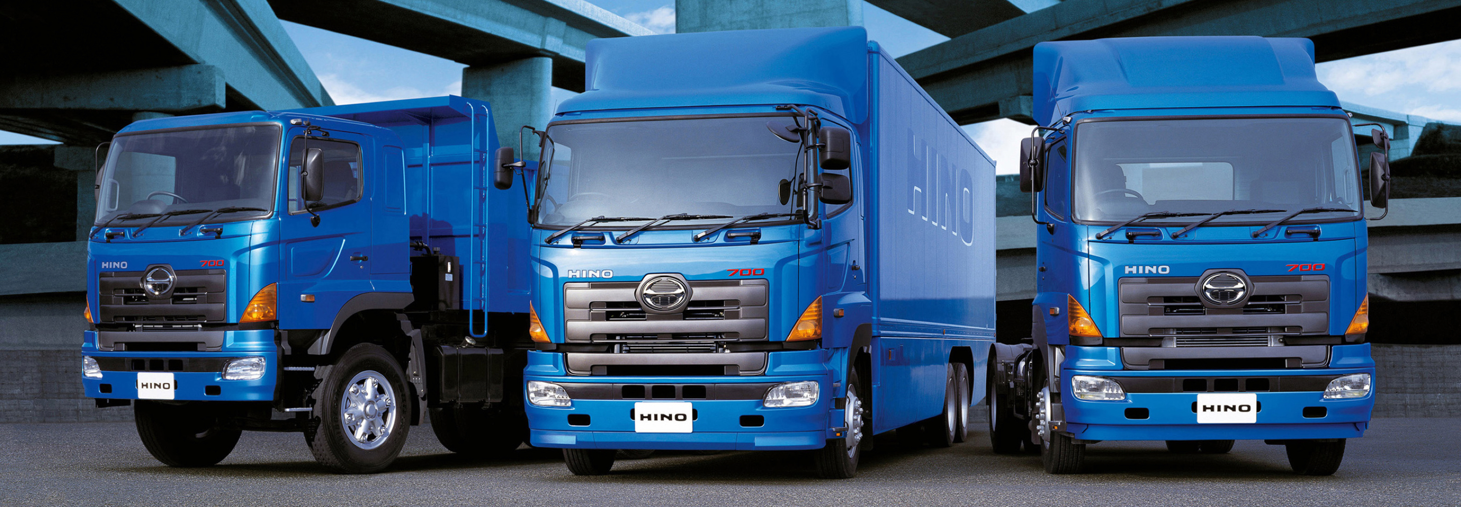 Hino 700 Series (HDT)